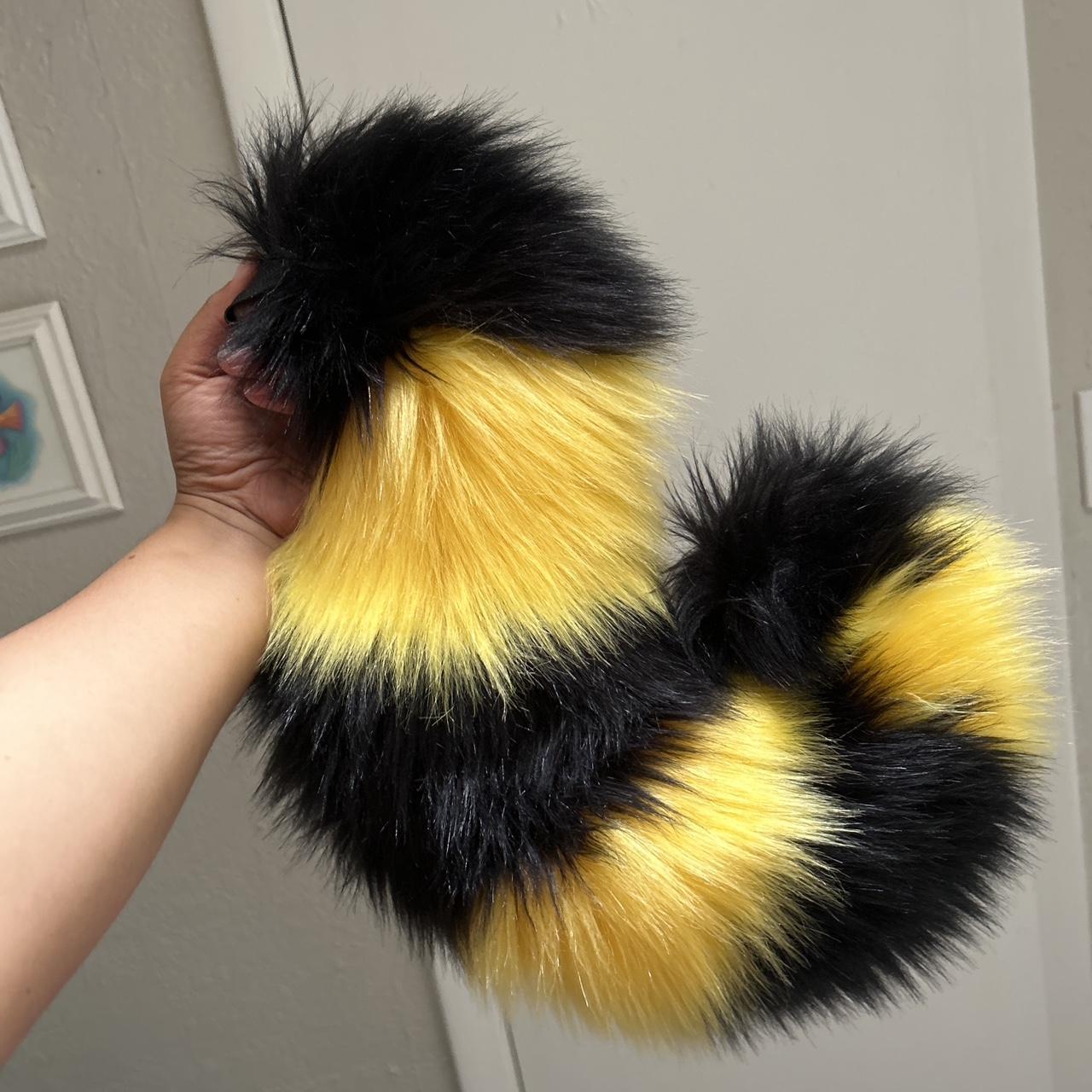 Bumble bee husky tail (made by me awhile ago was... - Depop