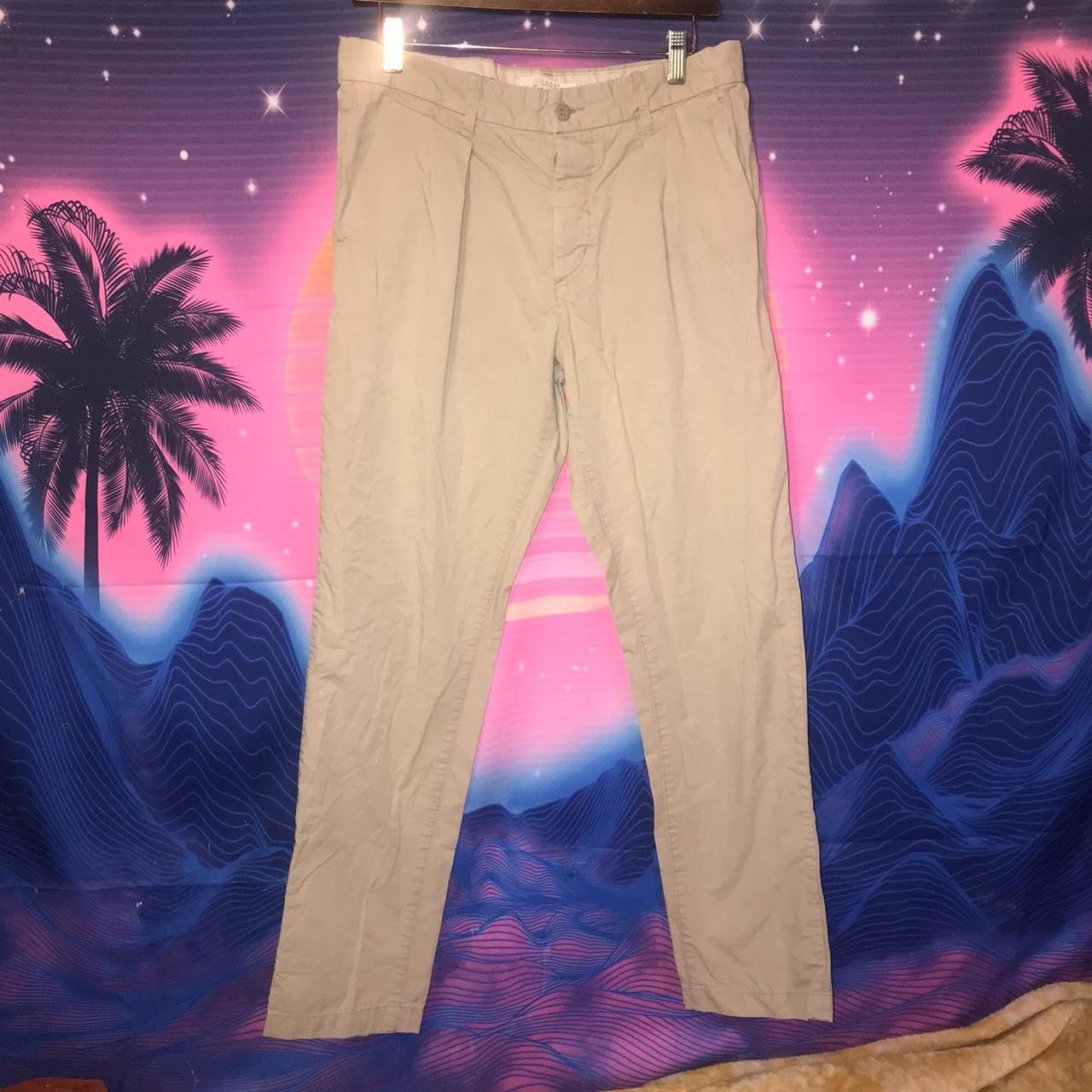 Slay away in these impeccable tan beige khaki pants!... - Depop