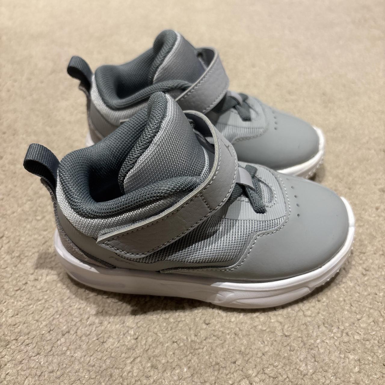 Nike Air Jordan Grey & White Baby Velcro Slip On... | Depop