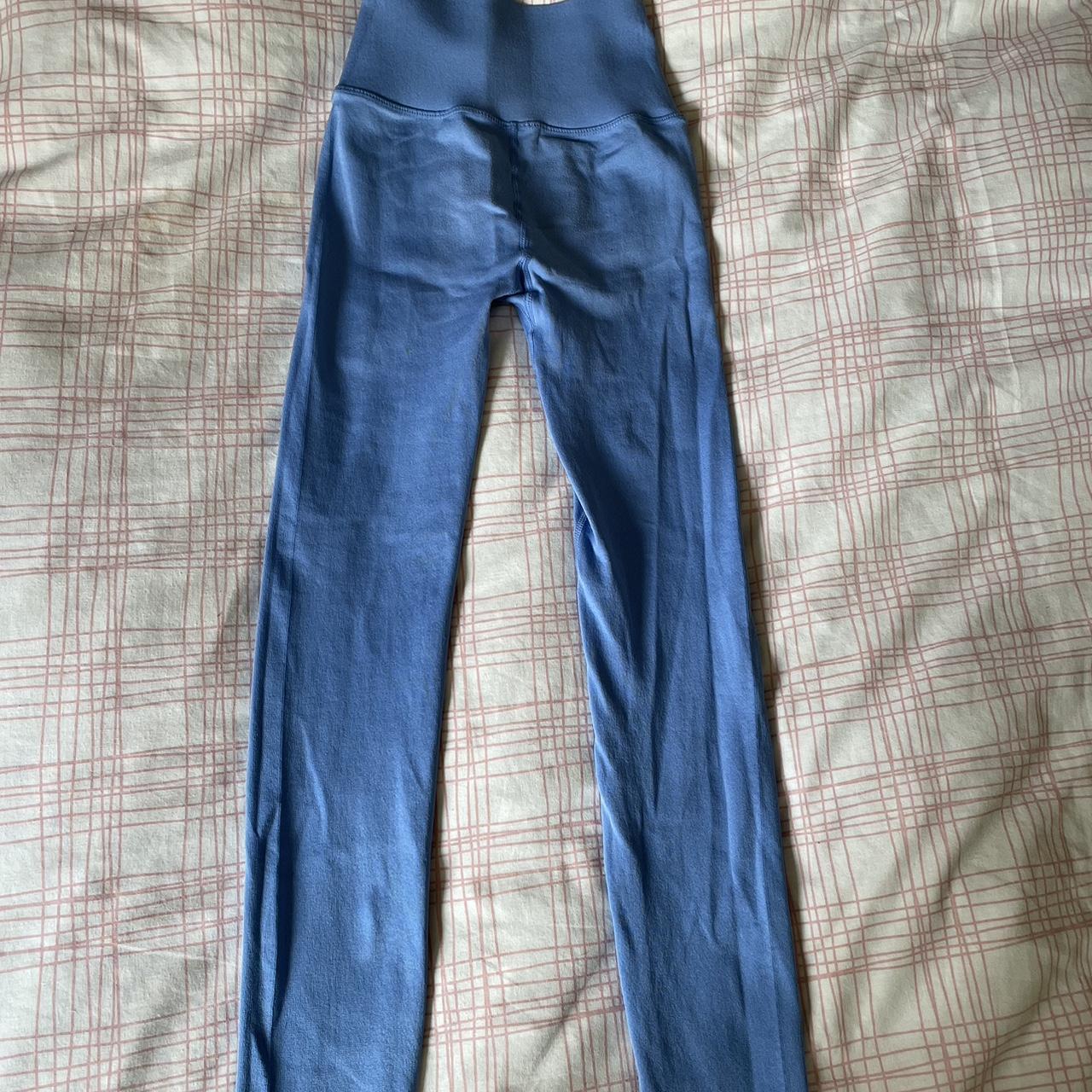 Fabletics light blue leggings Size 8 Super flattering - Depop
