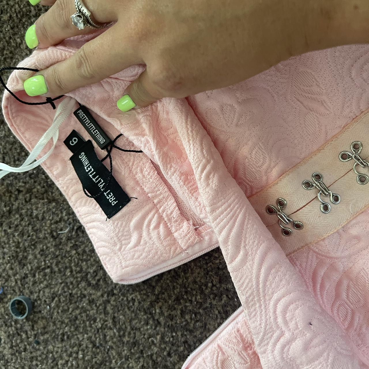 Pink skirt Size 6 Pretty little thing Never... - Depop