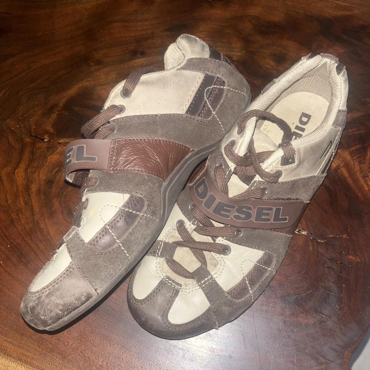 Diesel Zolkin low top sneakers with light tan... - Depop