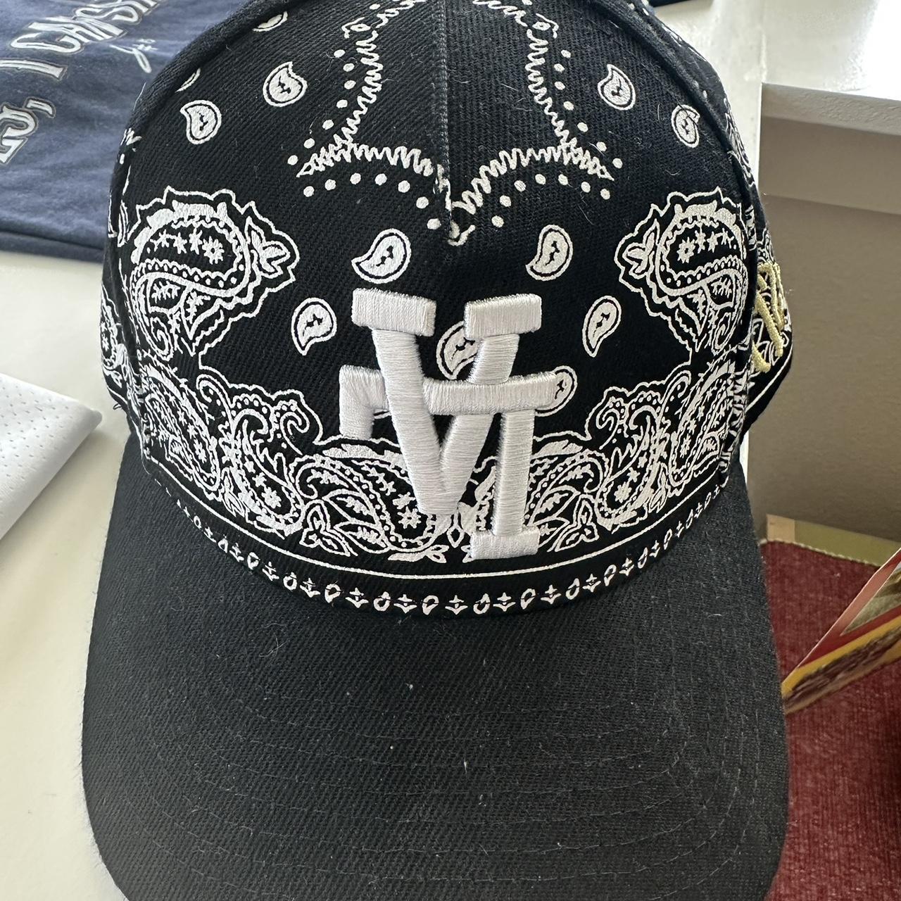 kith x kill the hype la hat. in used condition,... - Depop