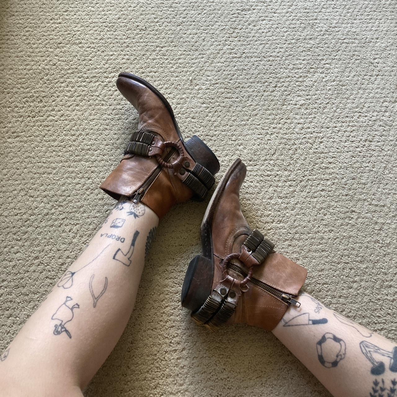 Freebird by Steve Madden Chunky Ankle Boot Super... - Depop