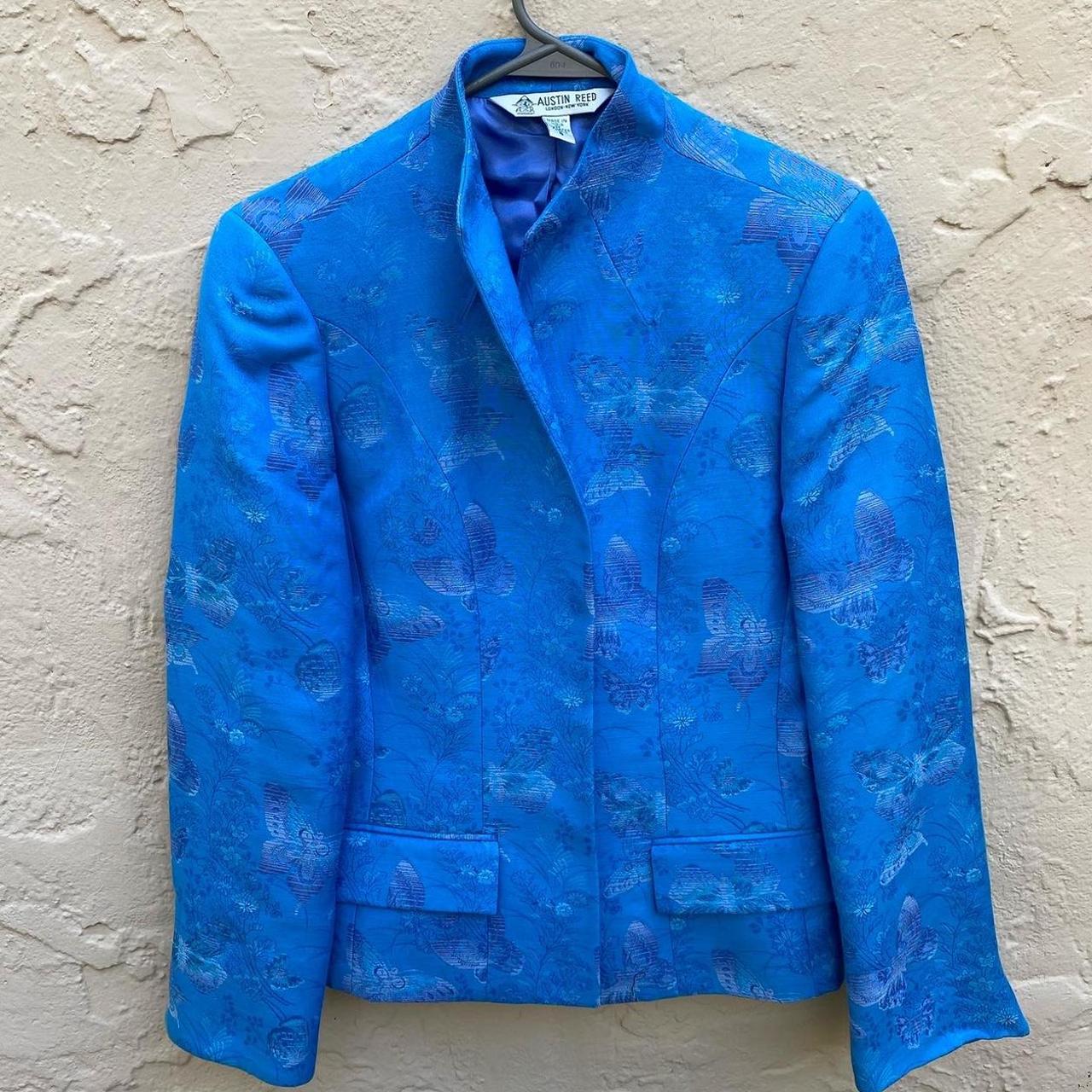Vintage Austin Reed Butterfly blazer with pockets... - Depop