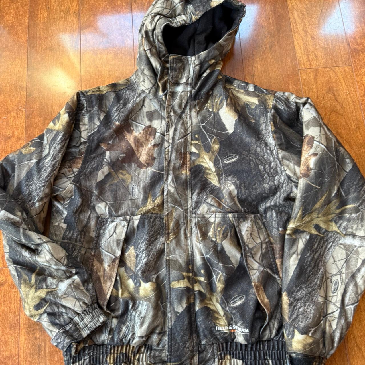Realtree camo jacket zip up hoodie! Good for... - Depop