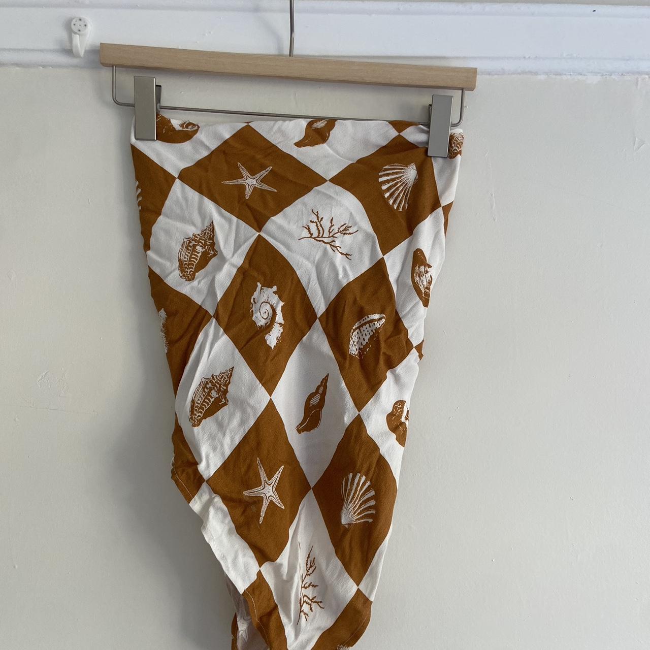 Dissh sea shell scarf Purchased of Depop but never... - Depop