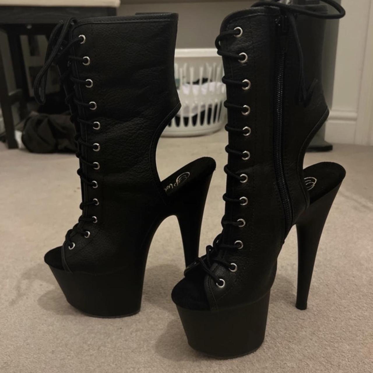 Pleaser size 3 boots. Box is in a bit of a state.... - Depop