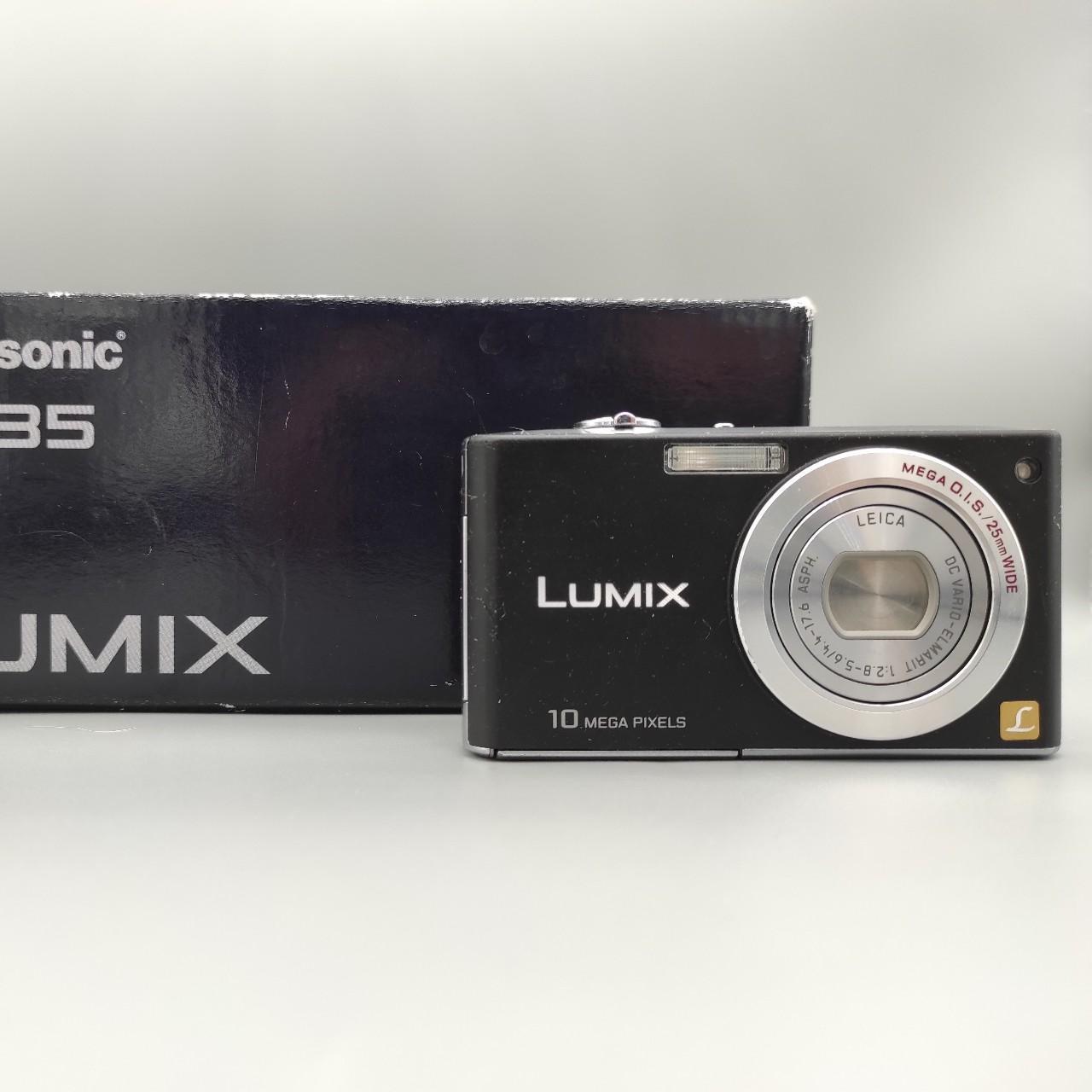 Panasonic Lumix DMC FX35 Digital Camera 10.1MP 4X... - Depop