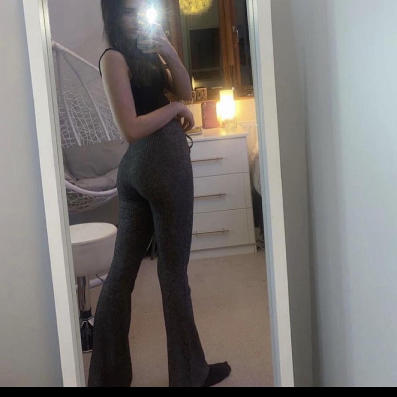 Shein size 6/8 grey ribbed flares very flattering - Depop