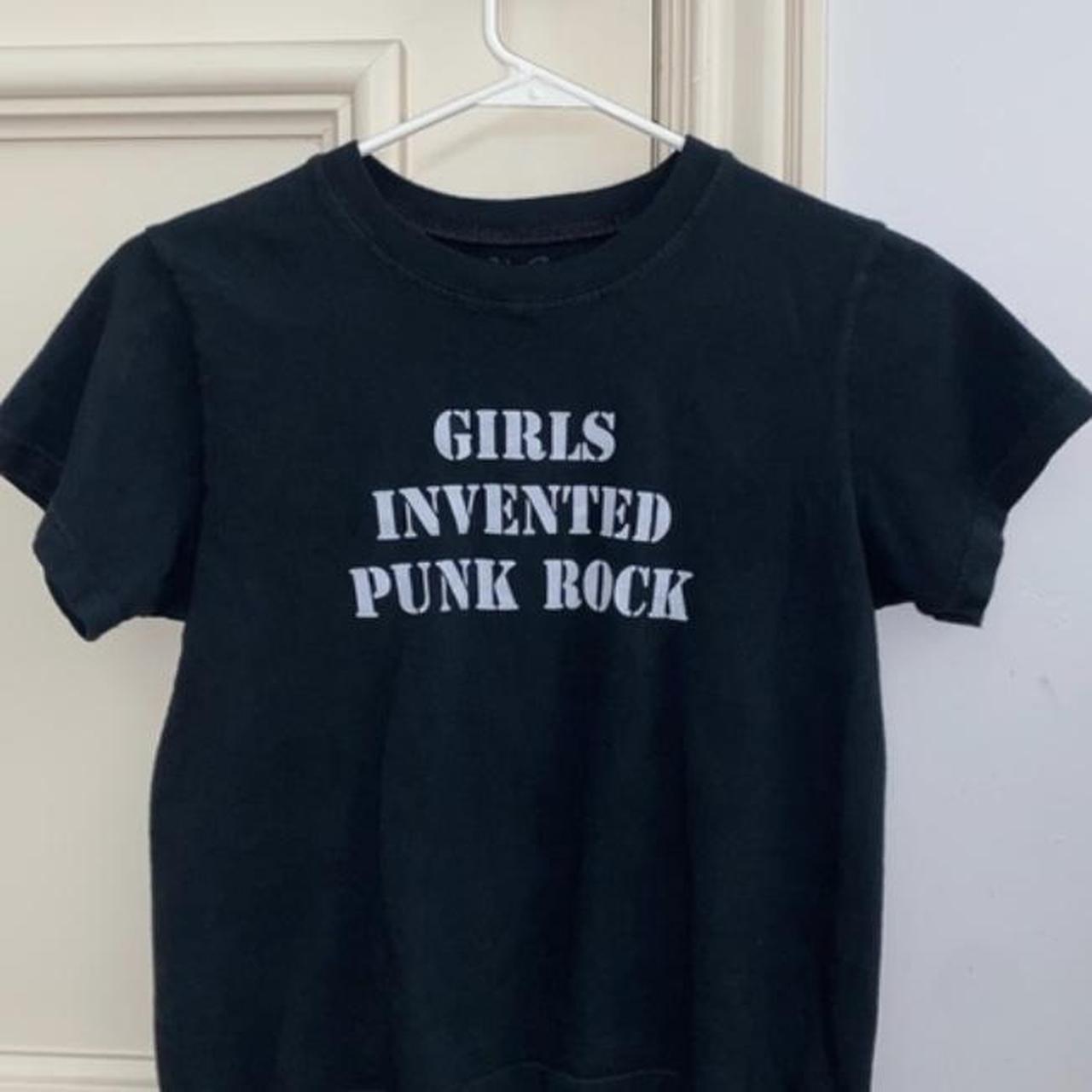 ISO brandy melville chloe girls invented punk rock... - Depop