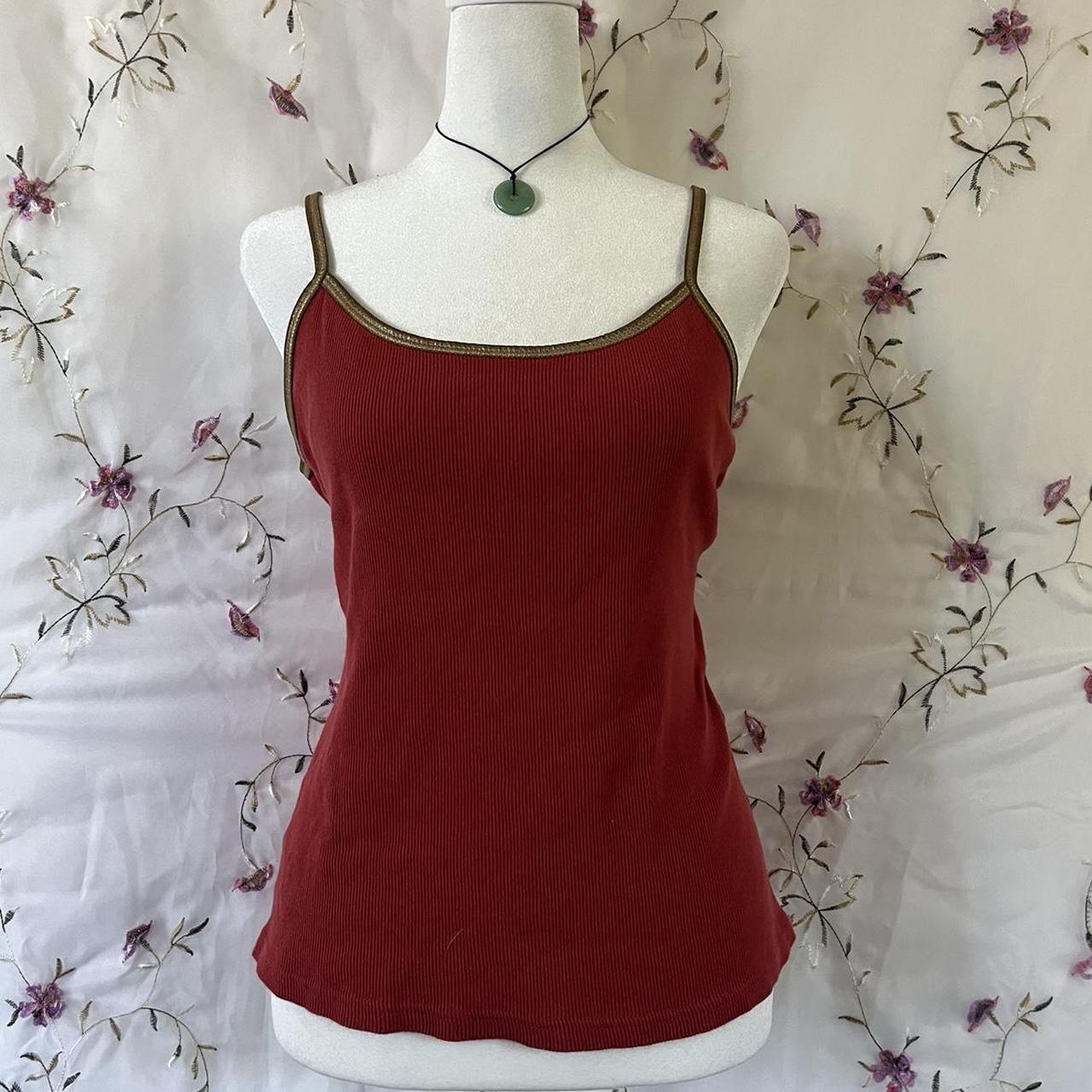 Orange/red tank top best fits a s/m - Depop