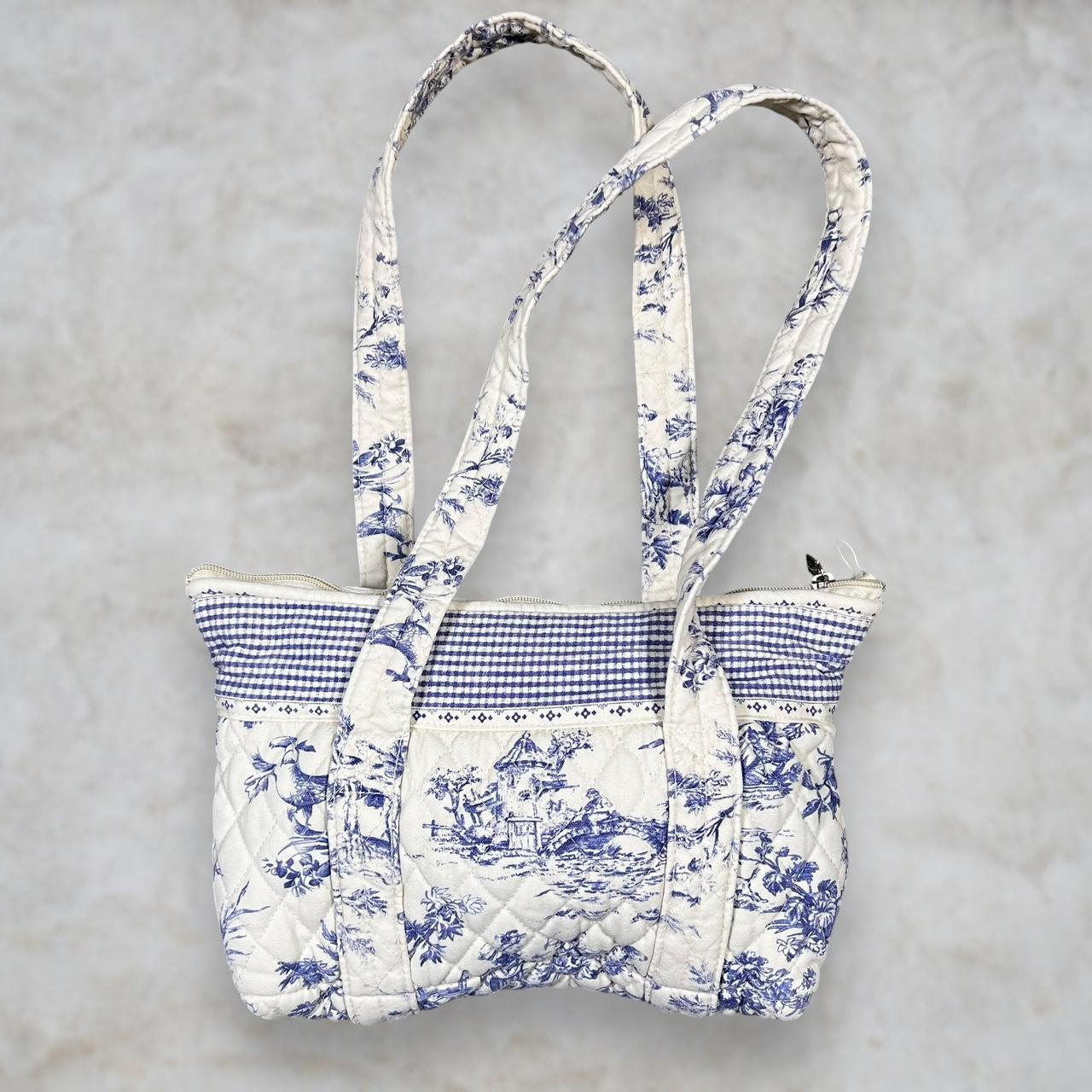 Cottage core, Americana by Sharif vintage quilted... - Depop