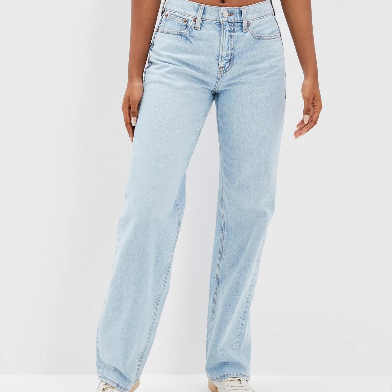 American Eagle 90s wide leg jeans size 00 - fits... - Depop