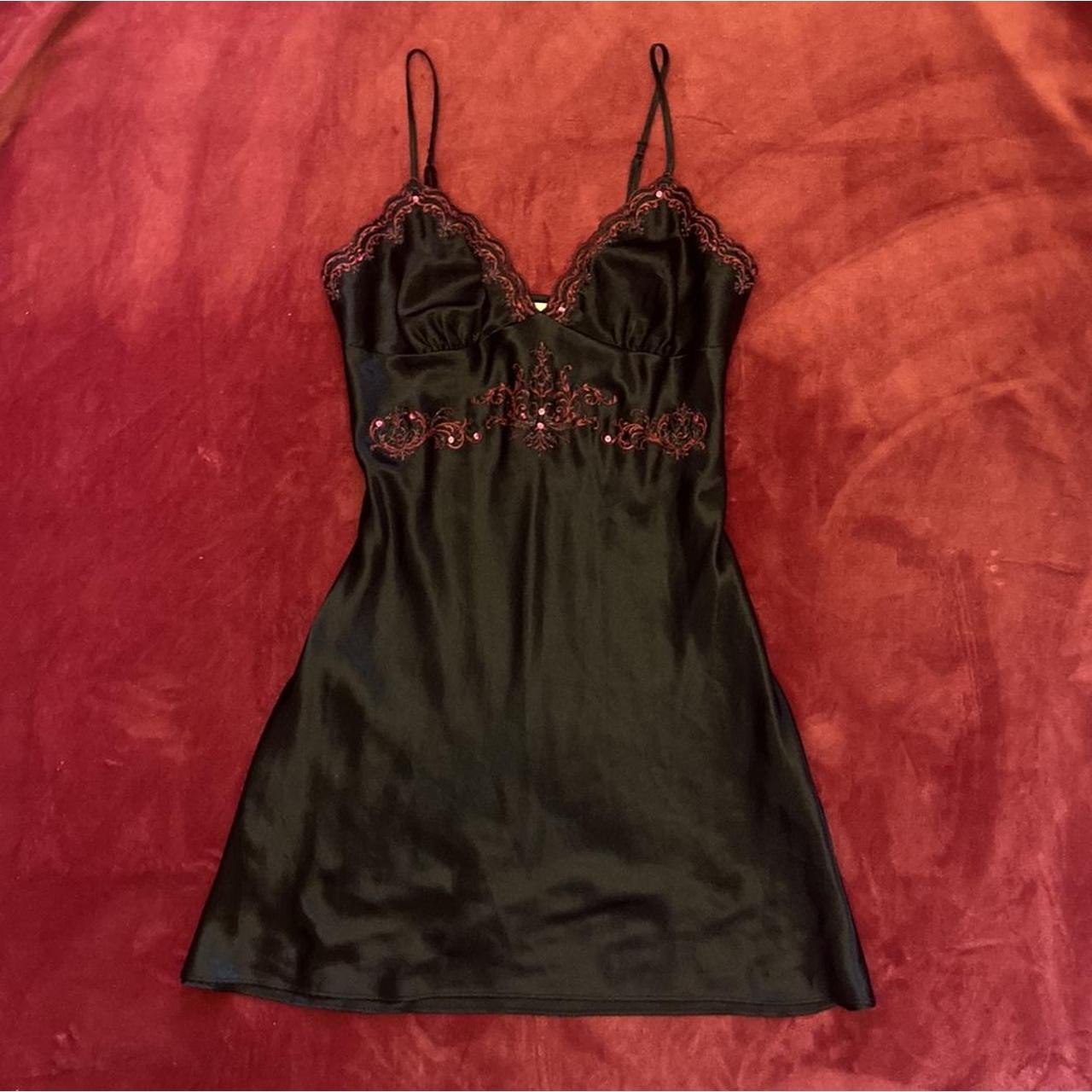 Presence, black and red silk night dress 🖤🩸 With... - Depop