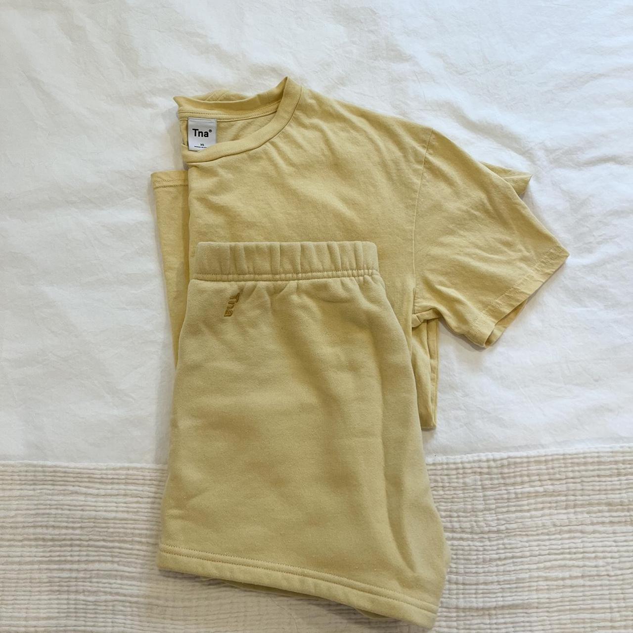 Cuteeeee little TNA Aritzia lounge set in yellow... - Depop