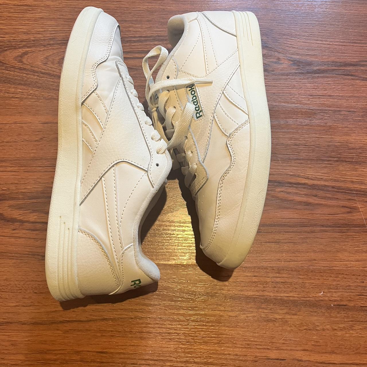 Reebok Men's Cream Trainers | Depop