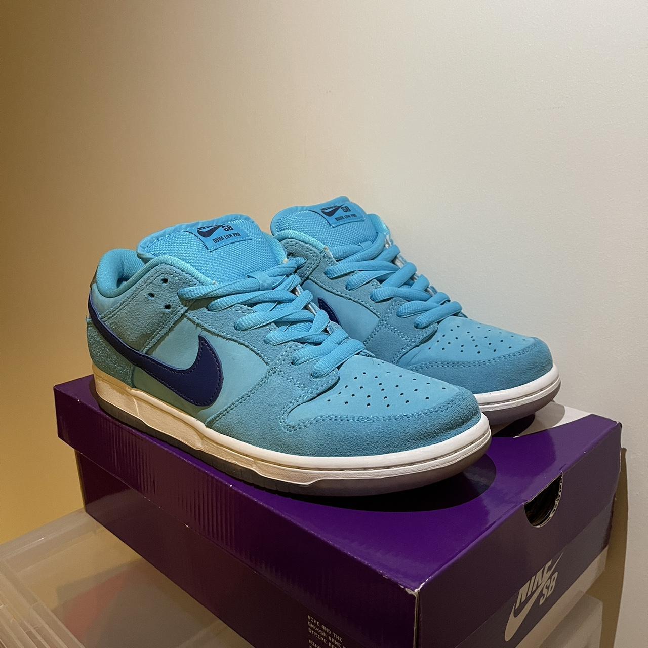 Nike Men's Blue Trainers | Depop