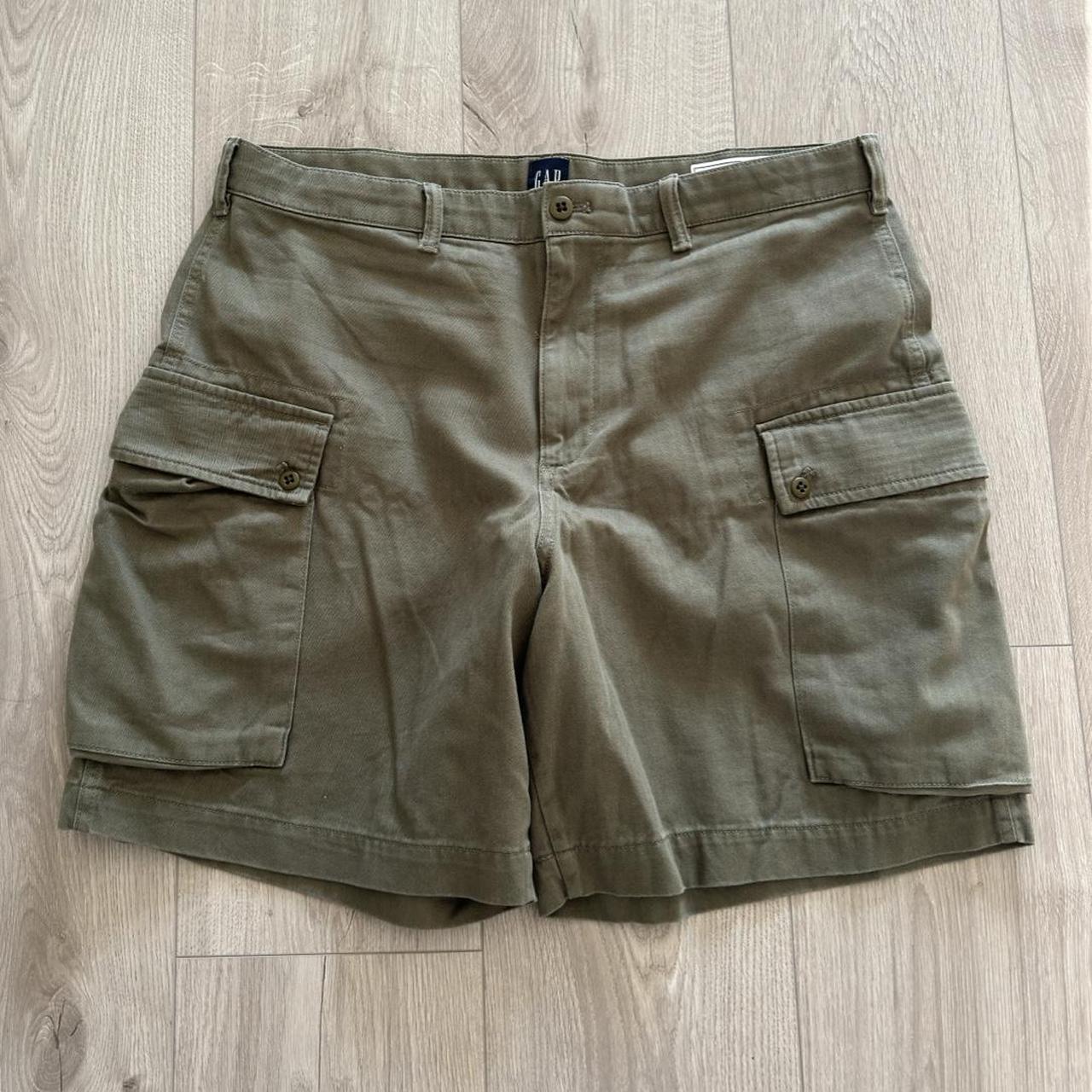 Gap 8” Cargo Shorts Size 36, worn once $25 Follow... - Depop