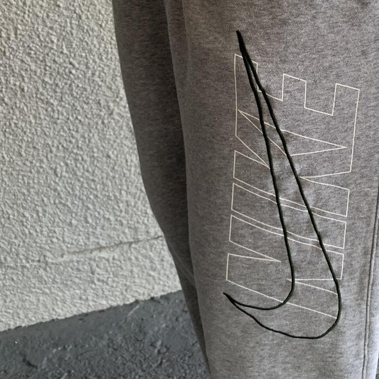 🇬🇧FREE UK SHIPPING🇬🇧 Grey Nike Trackies Size L Super... - Depop