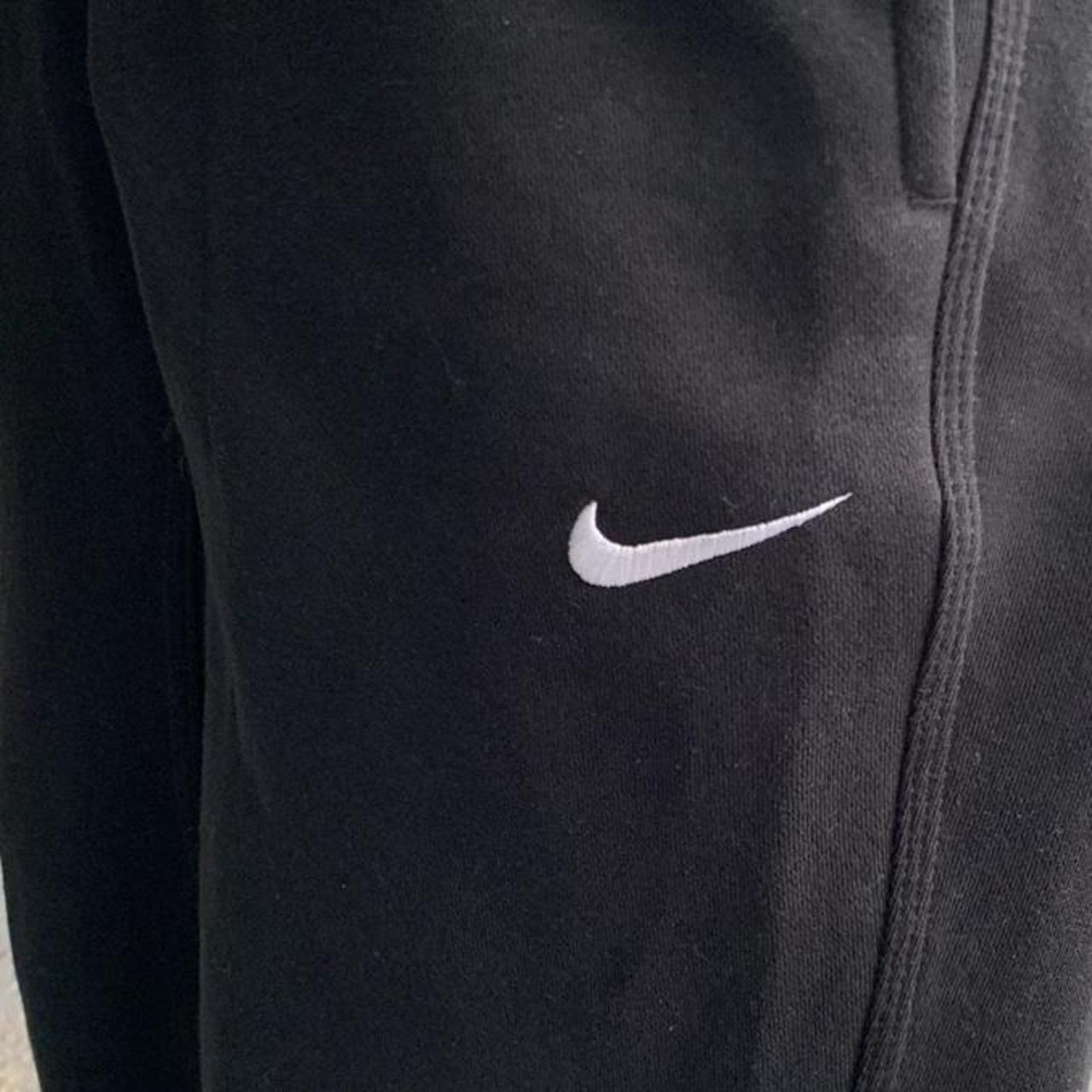 🇬🇧FREE UK SHIPPING🇬🇧 Black Nike Trackies Size M BRAND... - Depop