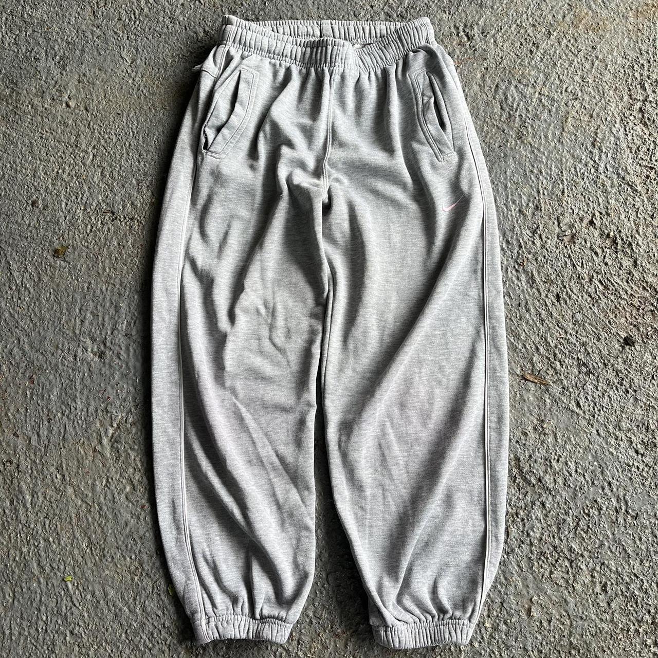 🇬🇧FREE UK SHIPPING🇬🇧 Grey Nike Trackies Size S... - Depop