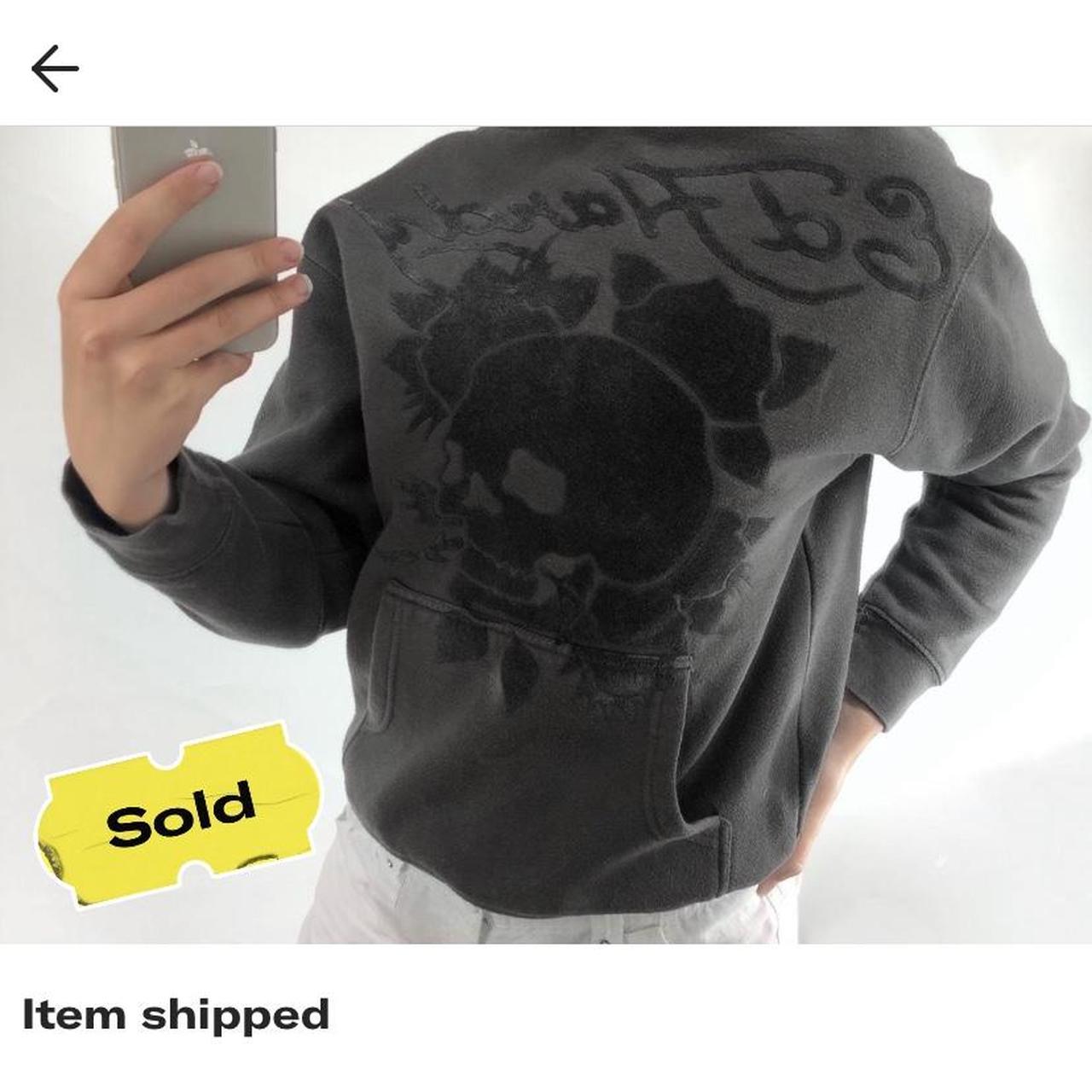 Goegeous vintage Ed Hardy grey hoodie. I’m a size... - Depop