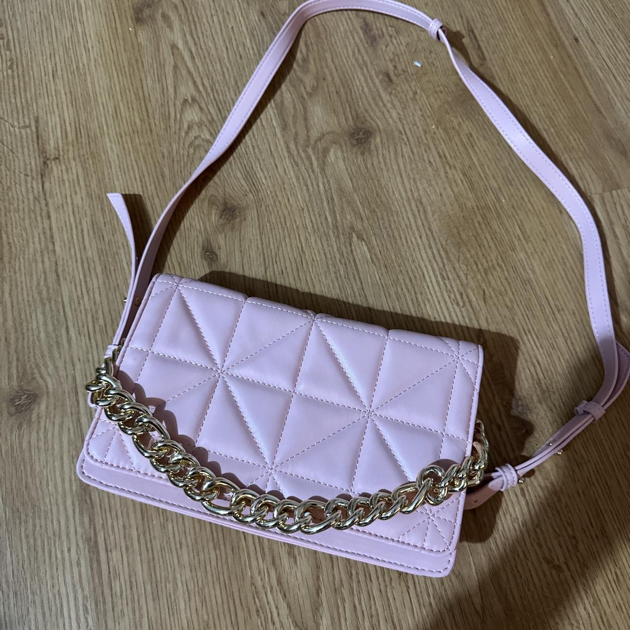 Boohoo Women's Bag | Depop