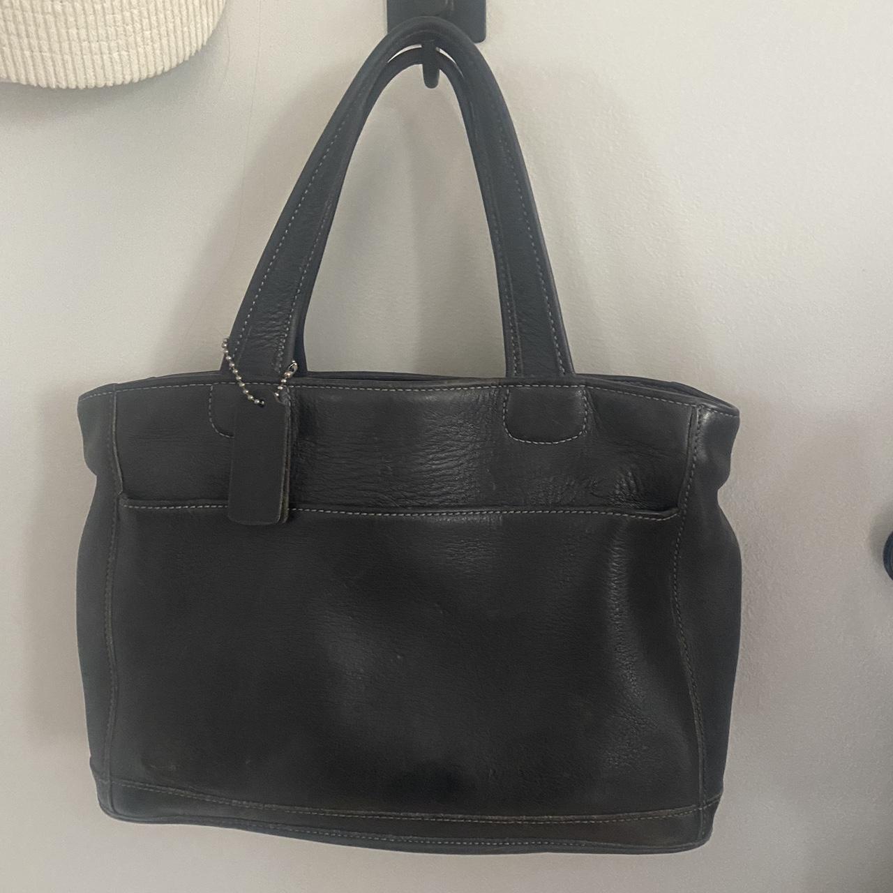 Vintage Coach purse - timeless purse - good size... - Depop