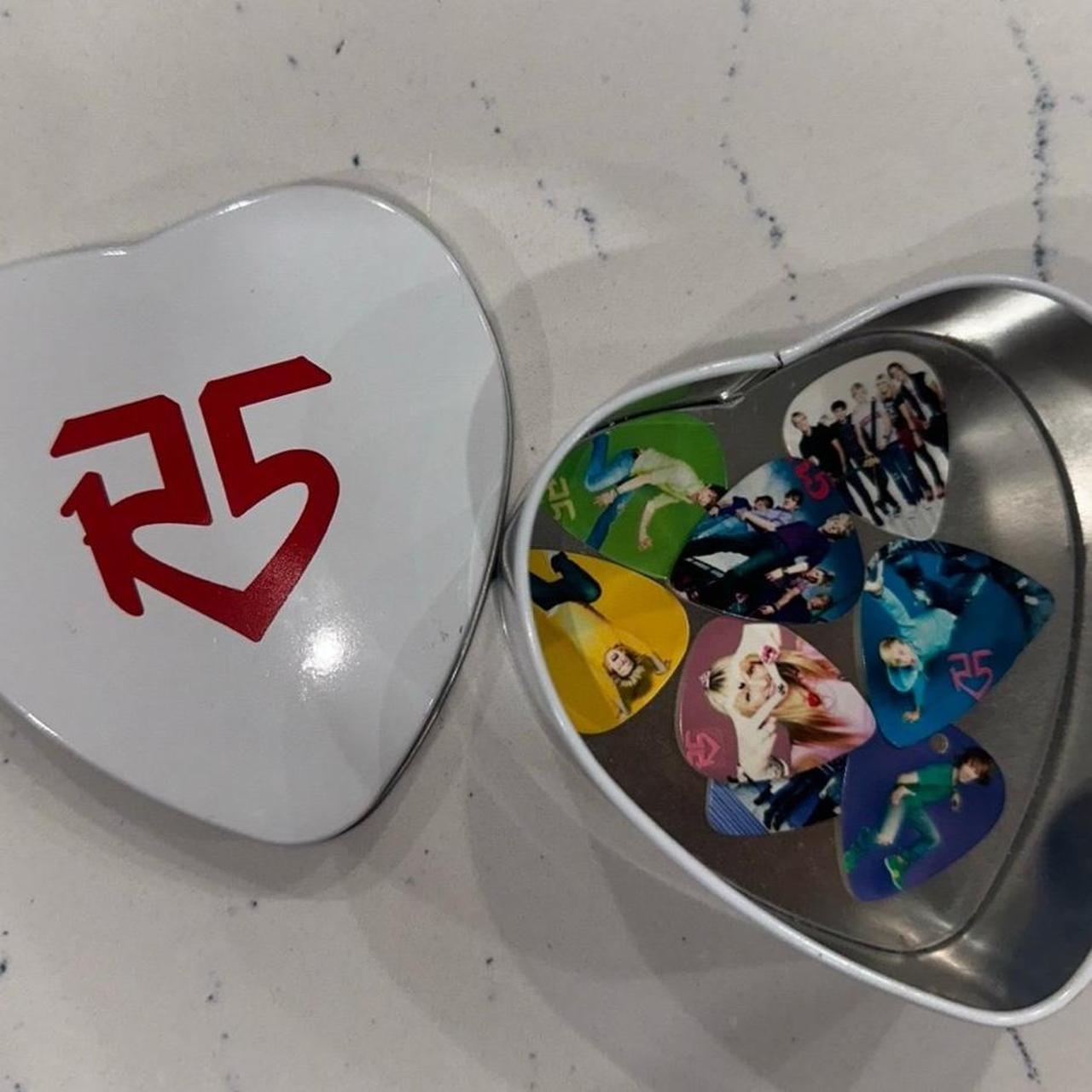 R5 Valentines Box w/Picture Picks *READ... - Depop