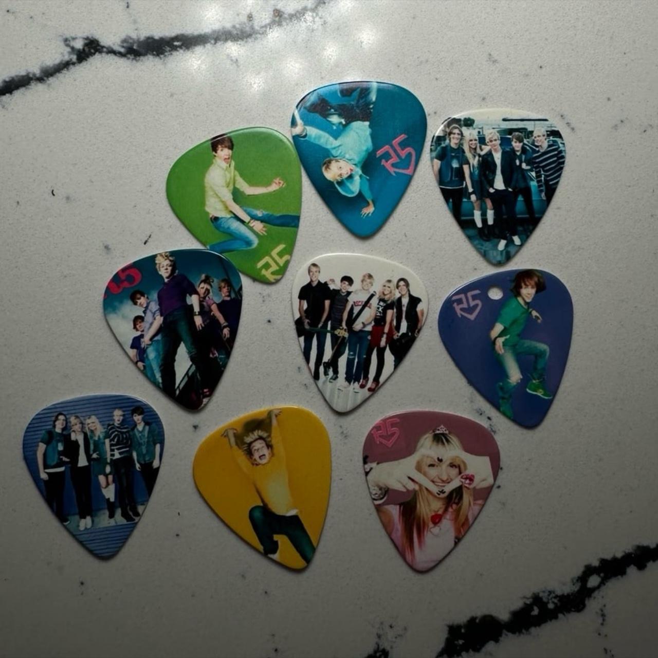 R5 Valentines Box w/Picture Picks *READ... - Depop