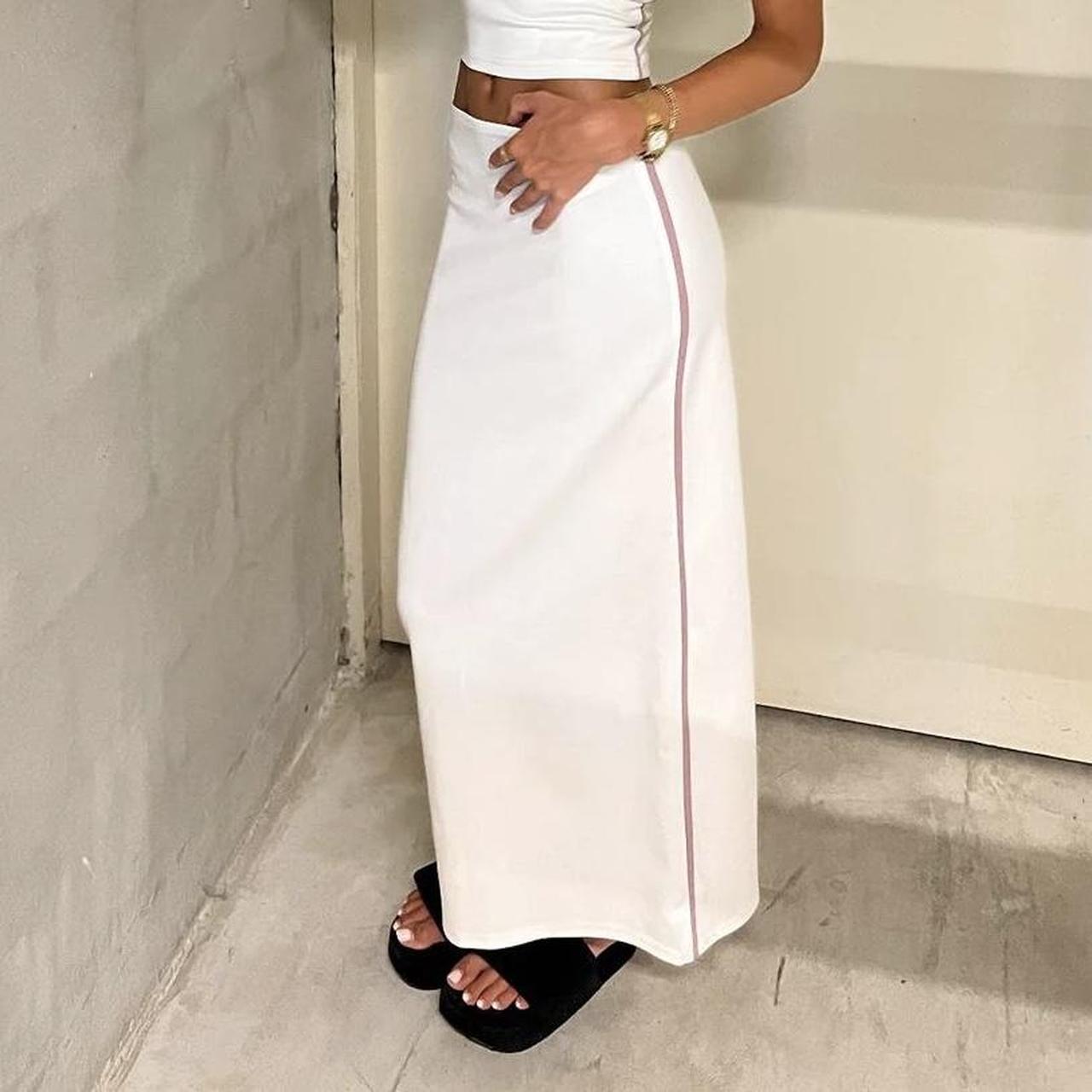 With Harper Lu Fiesta Contrast Skirt in Stone No... - Depop