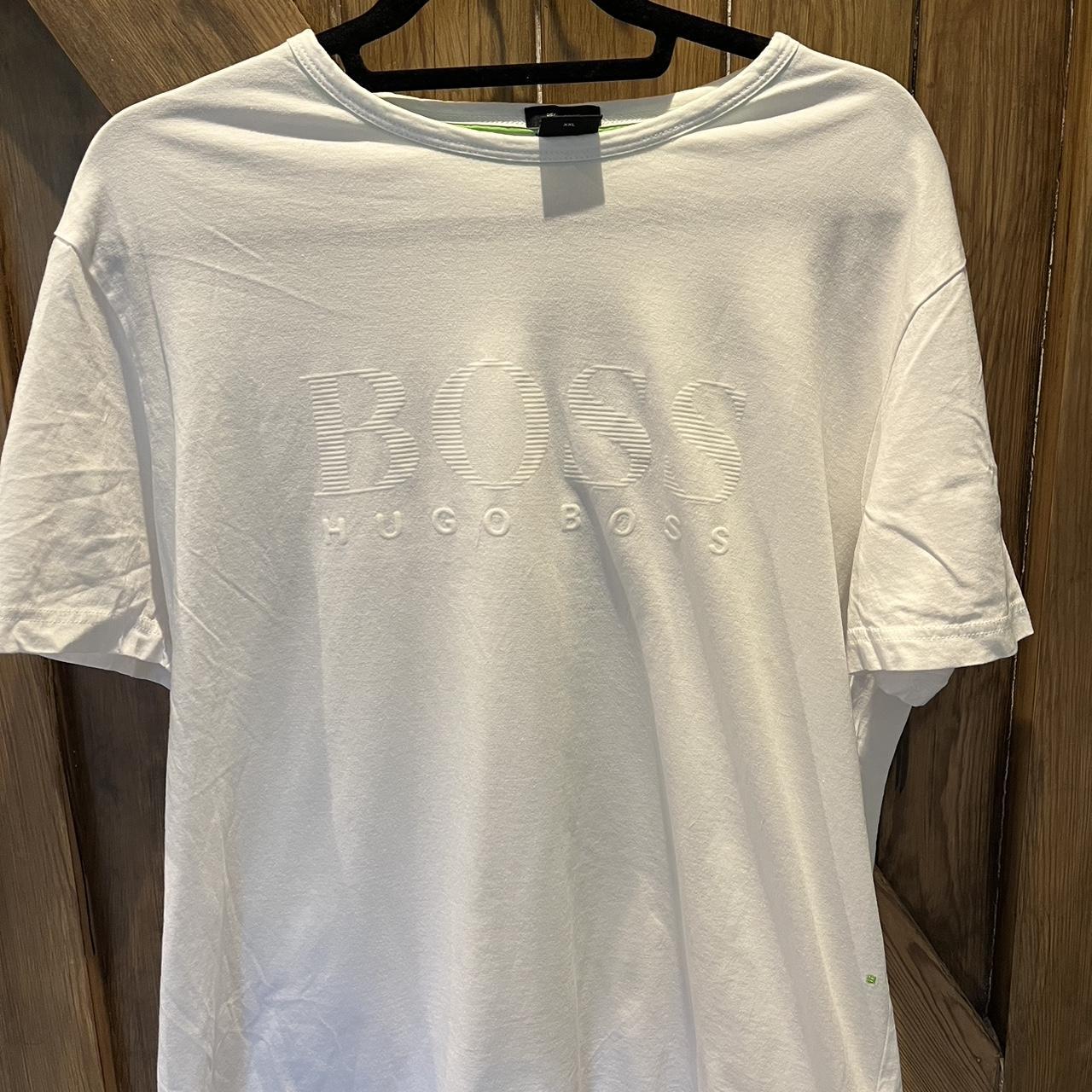Hugo Boss muscle fit t shirt XXL never worn - Depop