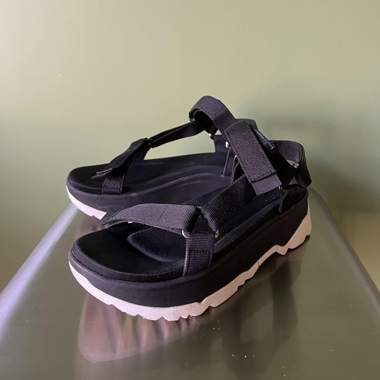 Teva Contrast Platform Sandal, size 38, worn once.... - Depop