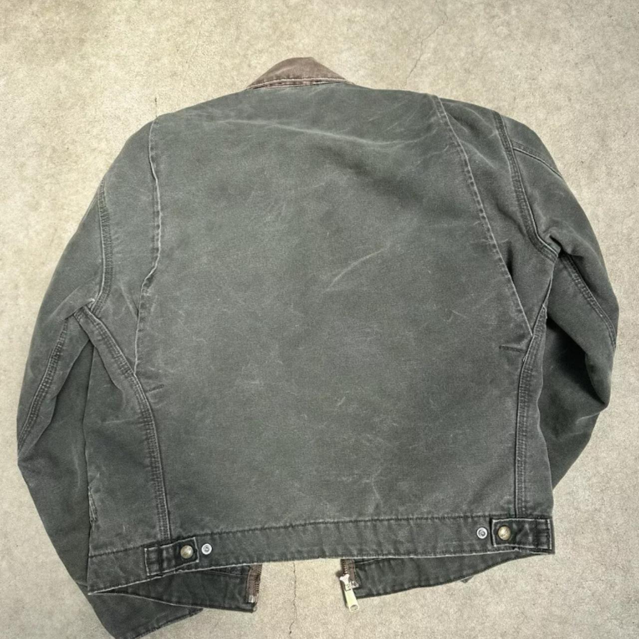 carhartt Men's Carhartt J97 GREEN MOS SIZE M jackets - Depop