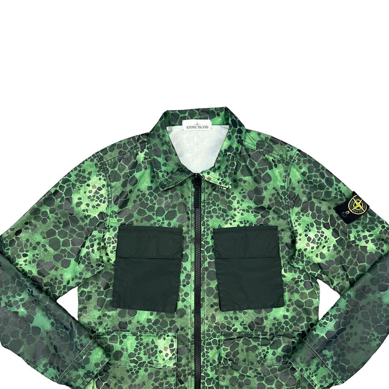 SIZE: MEDIUM Stone Island Green 50 Fili Alligator... - Depop