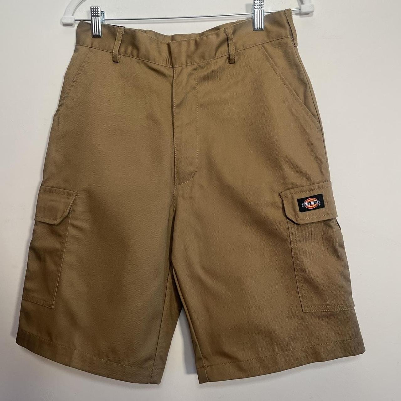 Dickies Shorts Relaxed Fit Cargo Men’s Small / 30... - Depop