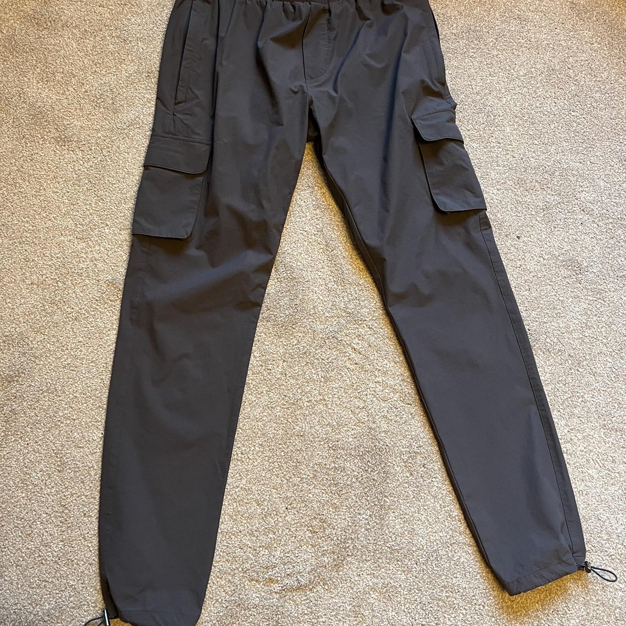 Arne clo grey cargo size small - Depop