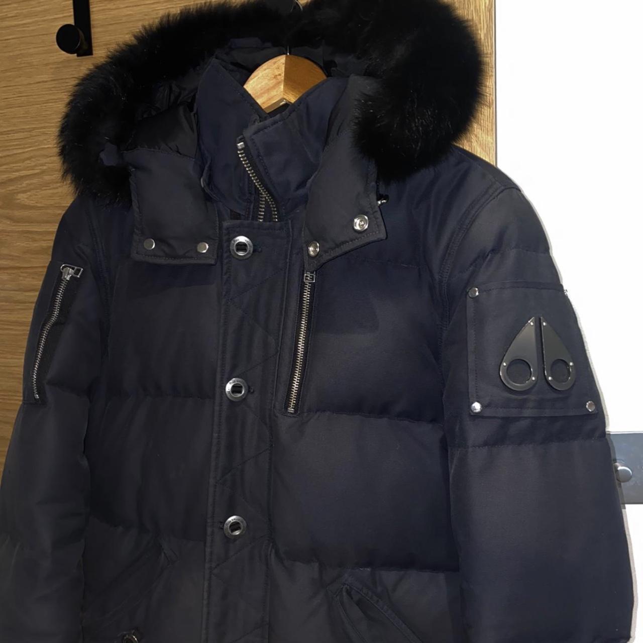 Navy moose knuckles coat, good condition, zip broken - Depop
