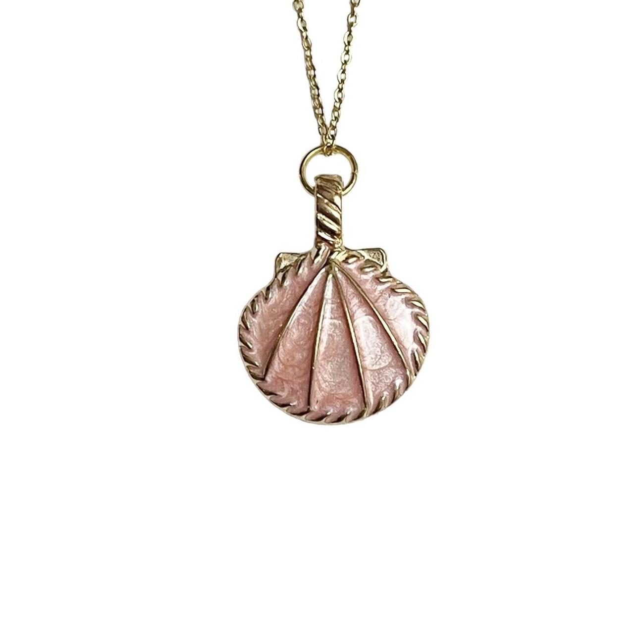 pink shell pendant necklace 🐚💗 handmade by me! 🐇... - Depop