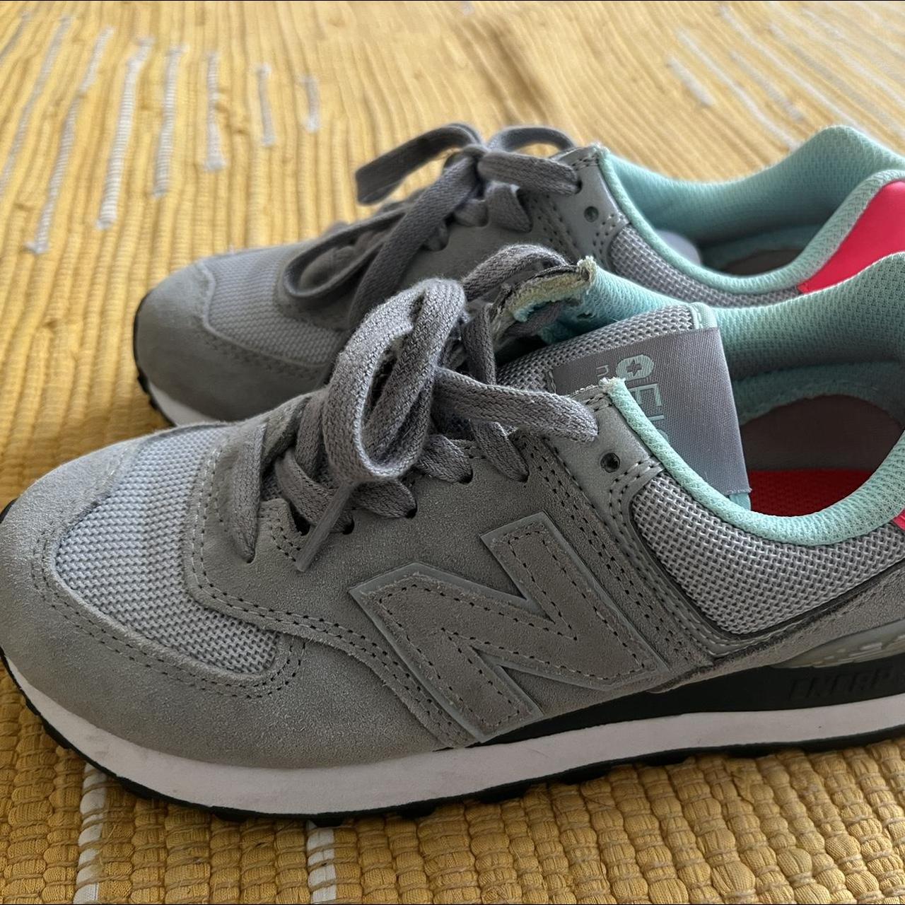 New Balance Women's Grey Trainers | Depop