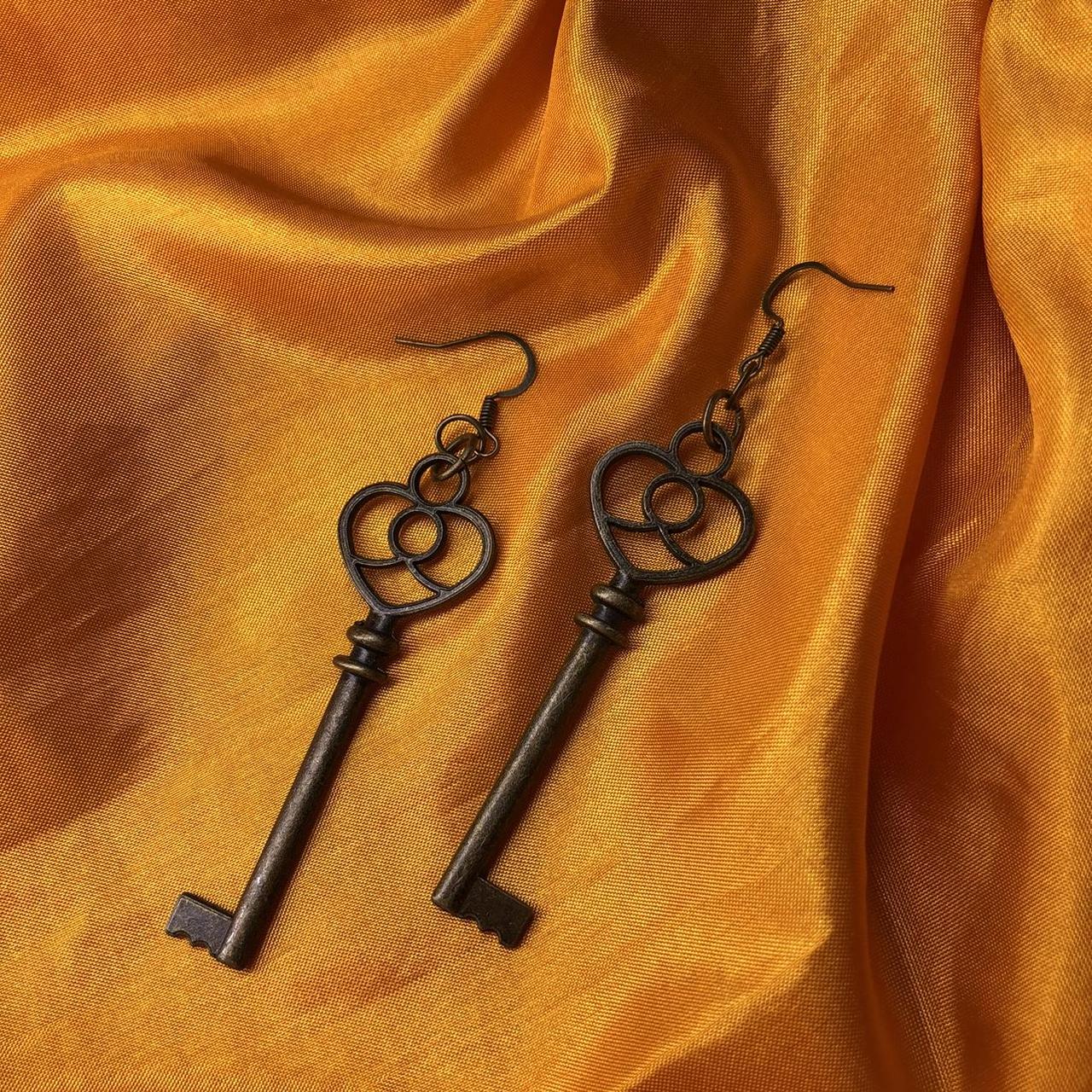 Romantic Skeleton Key Large Dangle... - Depop