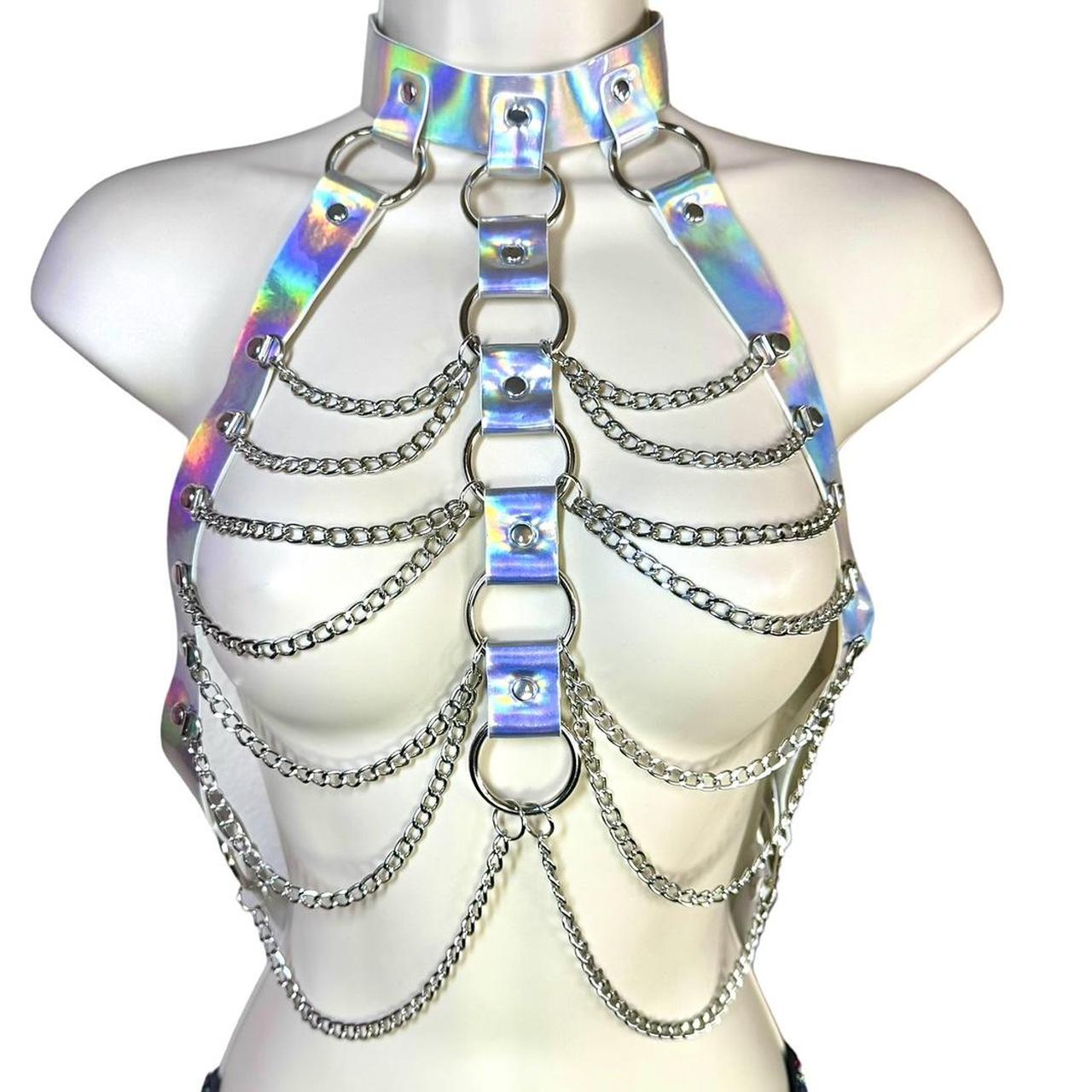 Holo silver chain harness with O rings... - Depop