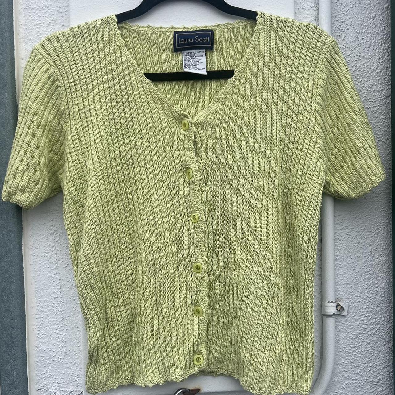 Cute green button up top! Perfect for summer 💚... - Depop