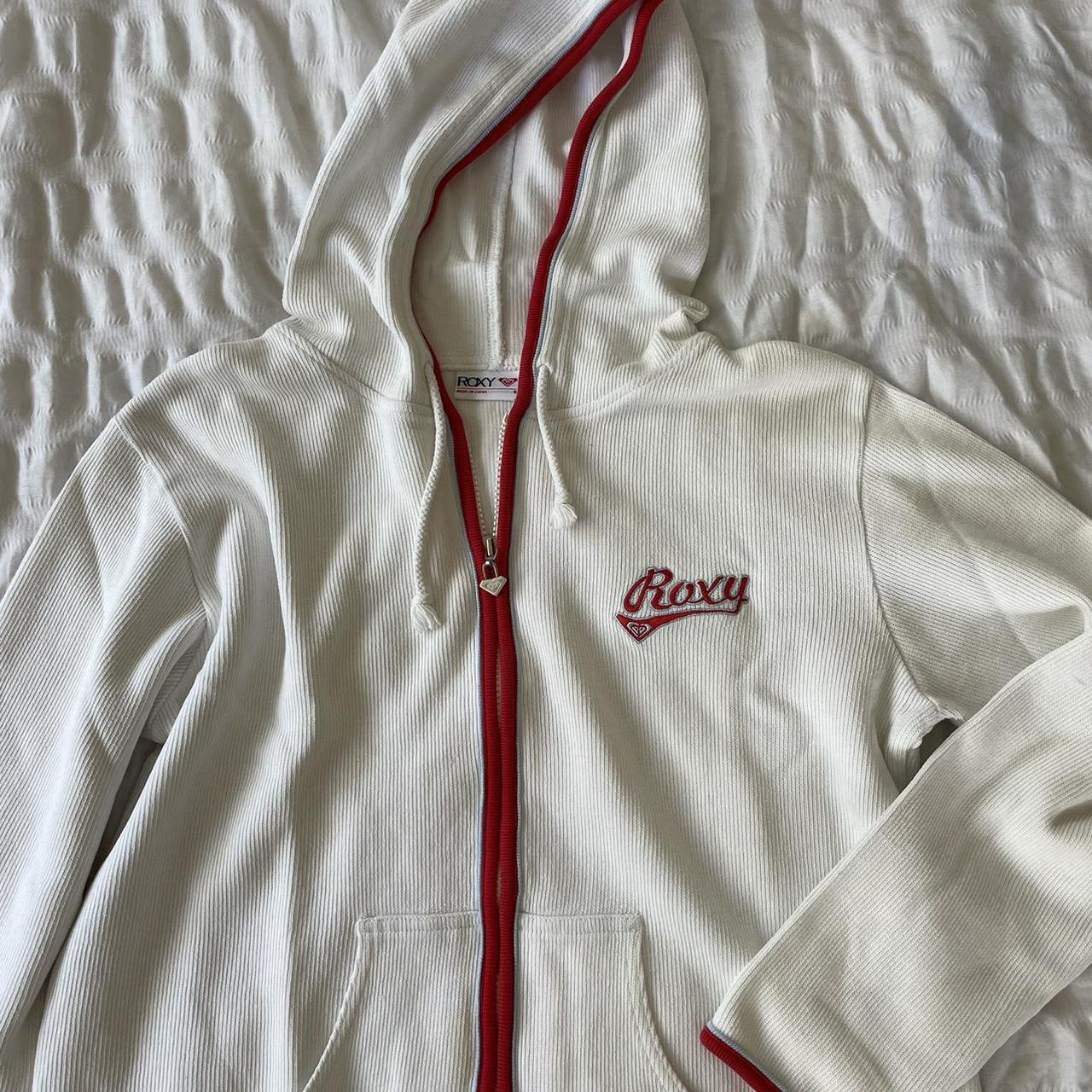 Vintage Roxy white knit jacket Size small, runs large - Depop