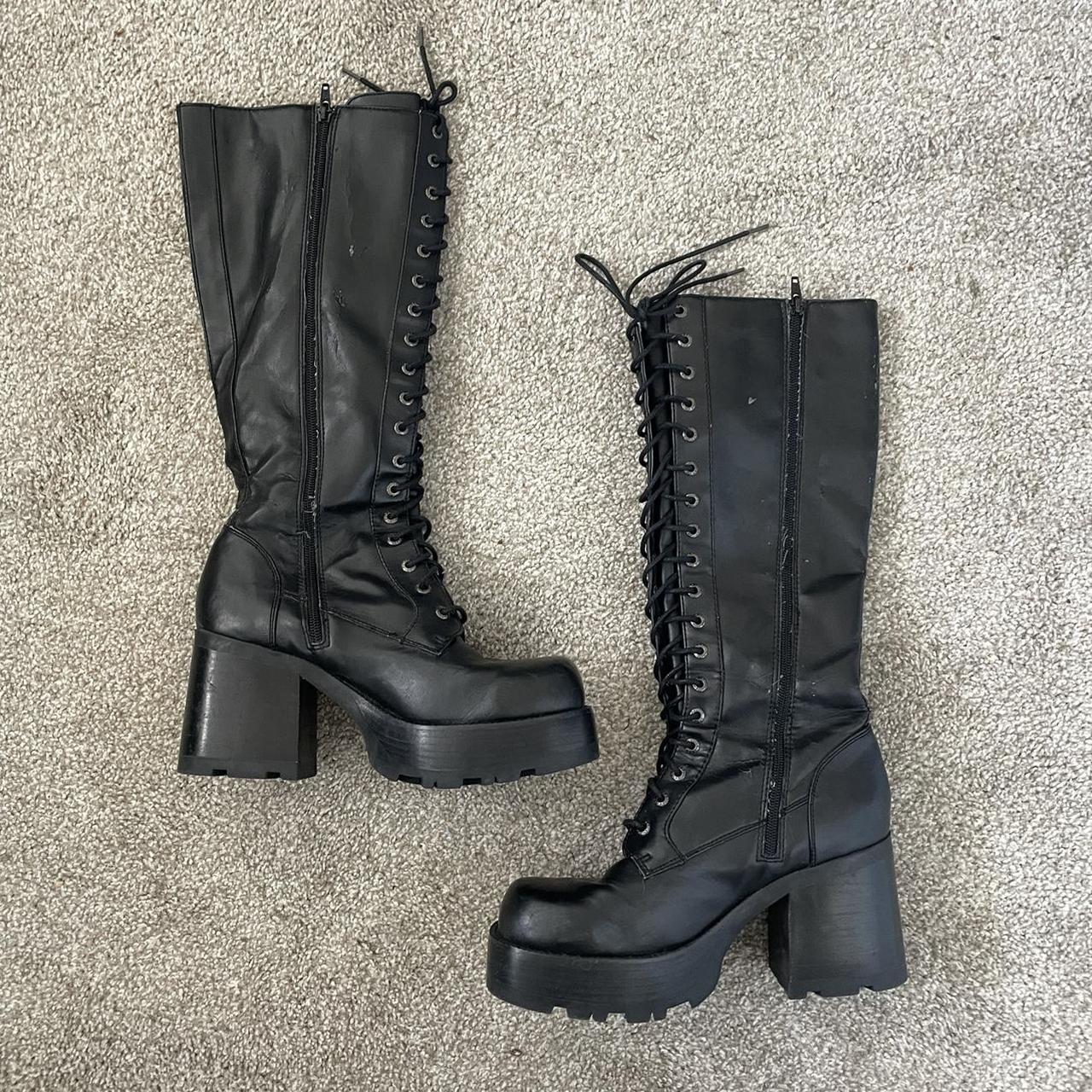 Y2k Boots these are the cutest, chunkiest platform... - Depop