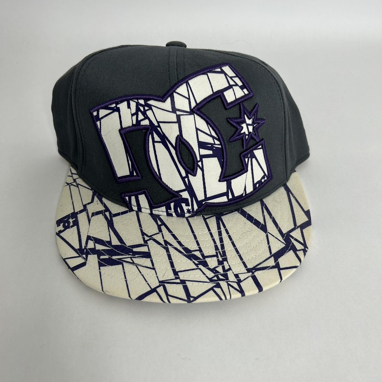 Y2k DC skater 210 fitted flex to fit hat grey. Great... - Depop