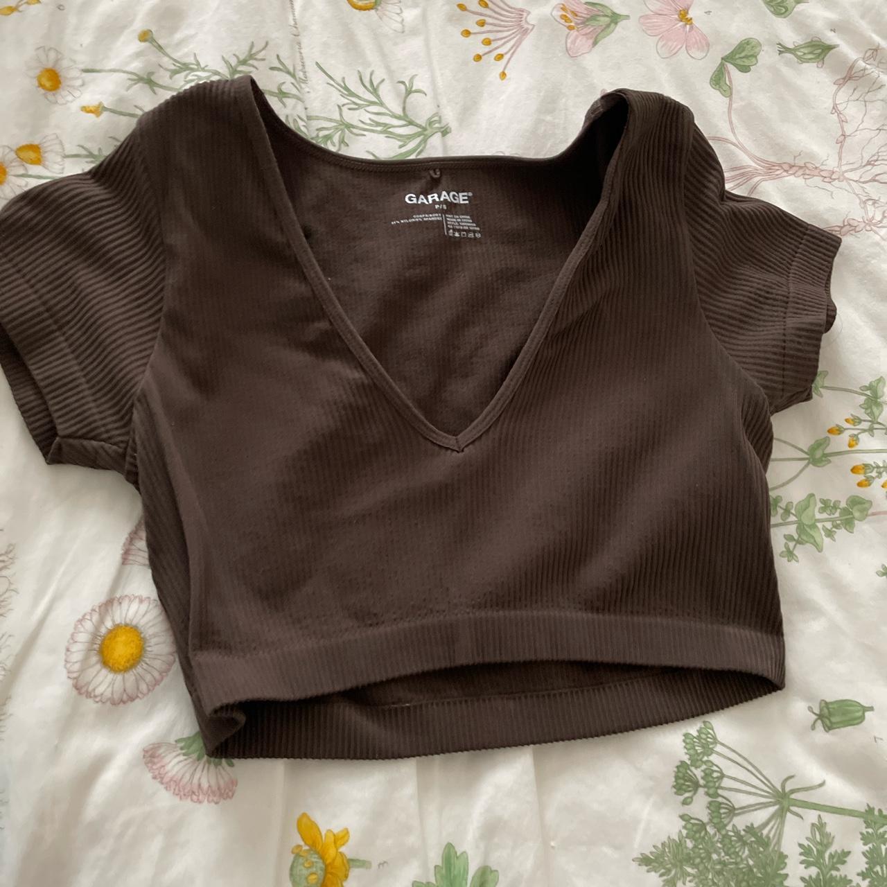 garage basic seamless v neck crop top - Depop