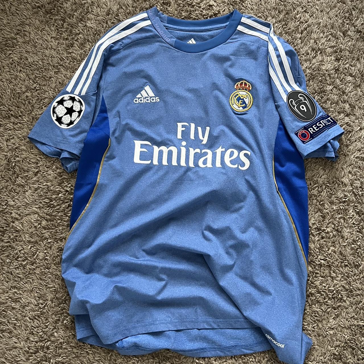 Real Madrid Ronaldo Jersey Worn 2 times 10/10... - Depop