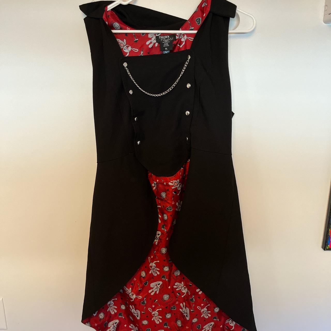 High low vest Worn only a few times #hottopic... - Depop